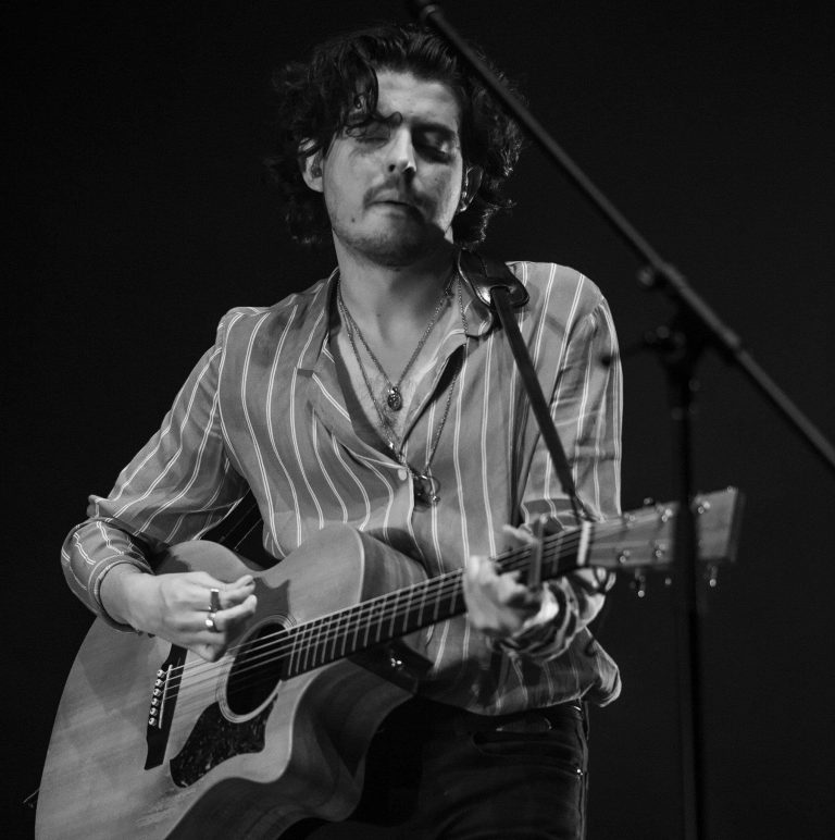 Charlie Rodd nos cuenta sobre su esperado primer show en línea este 27 ...