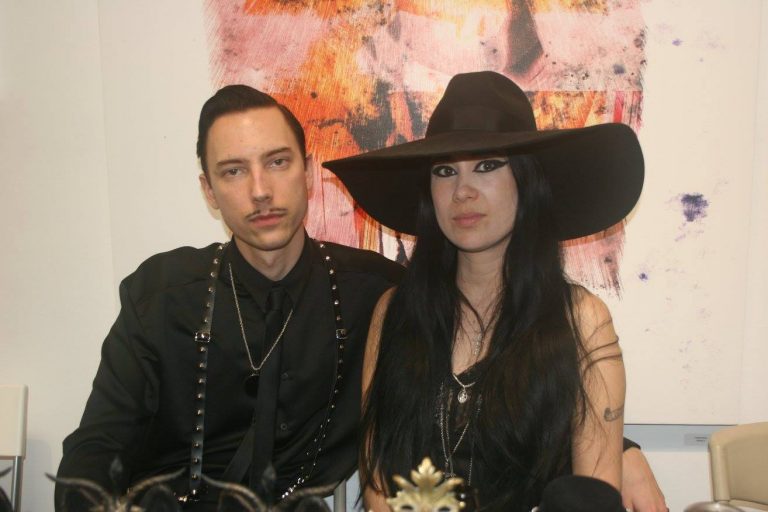 Twin Temple lanza su nuevo sencillo “Let’s Have A Satanic Orgy” en dos ...